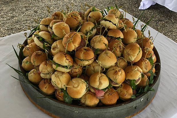 Home - Aquidneck Meat Market | RI Meats | Poultry | Cheese | Pantry Items